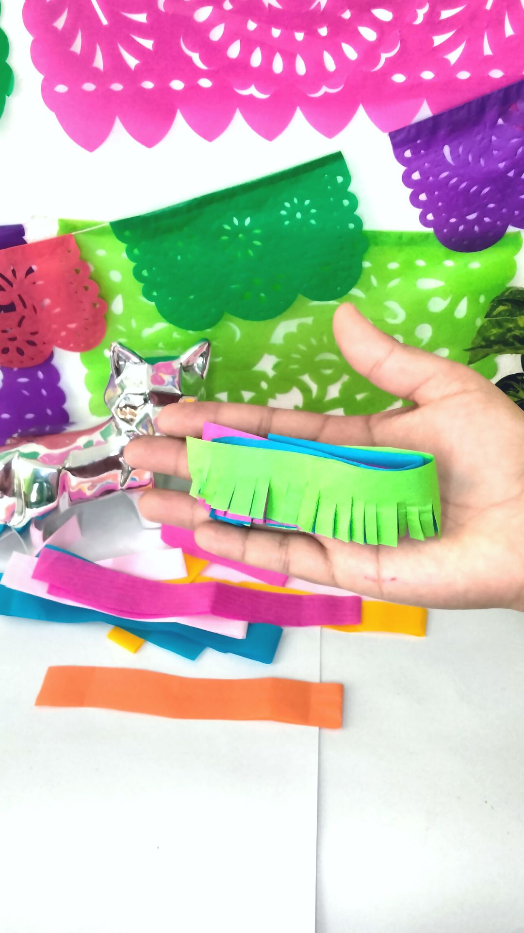 How to make a mini Mexican burro piñata – Fiestas by Kristy